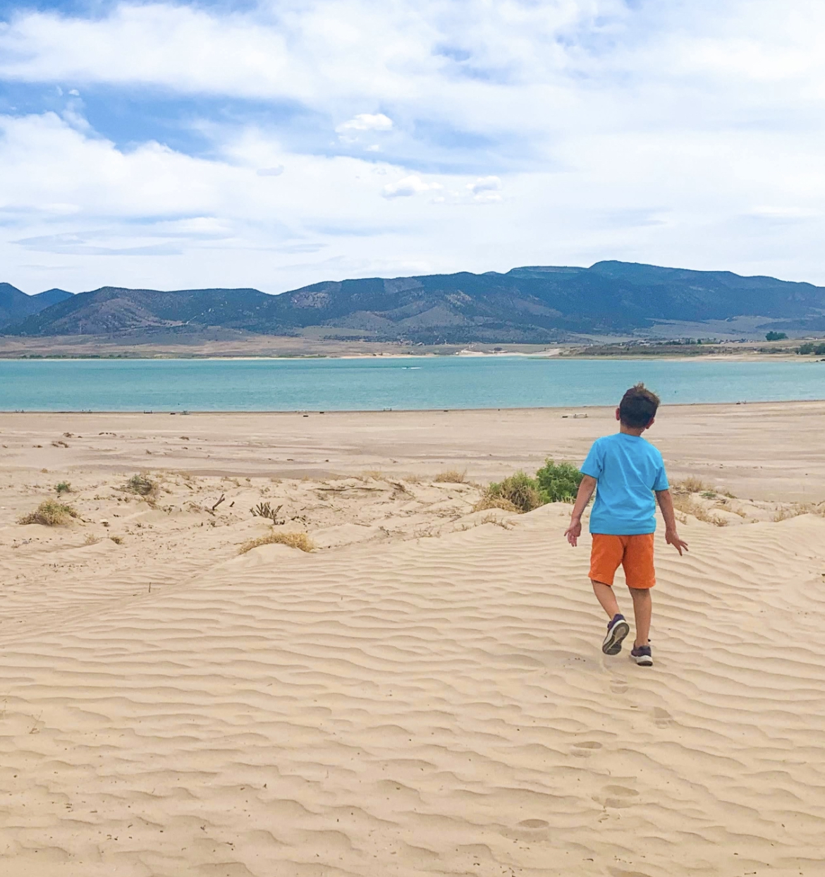 5 Best Sandy Beaches in Utah - The Minivan Bucket List