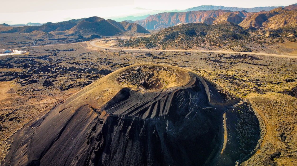 Cinder Cone Trail - Hike a Volcano in Utah - The Minivan Bucket List